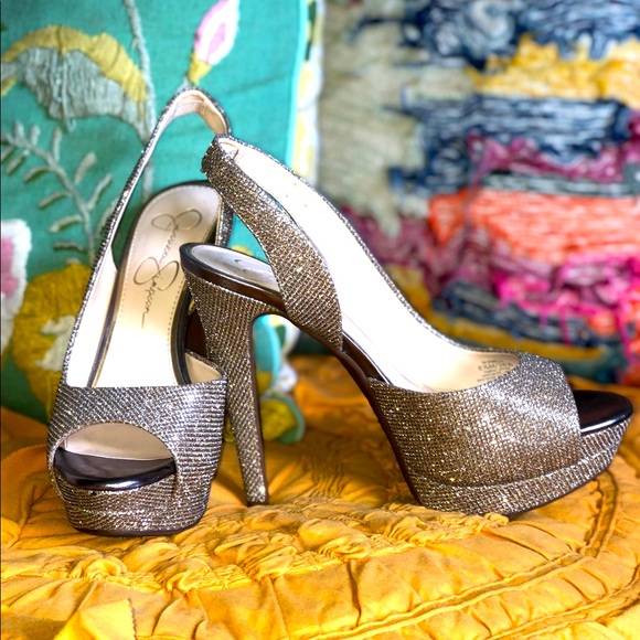 Jessica Simpson | Shoes | Jessica Simpson Gold Sparkle Heels | Poshmark